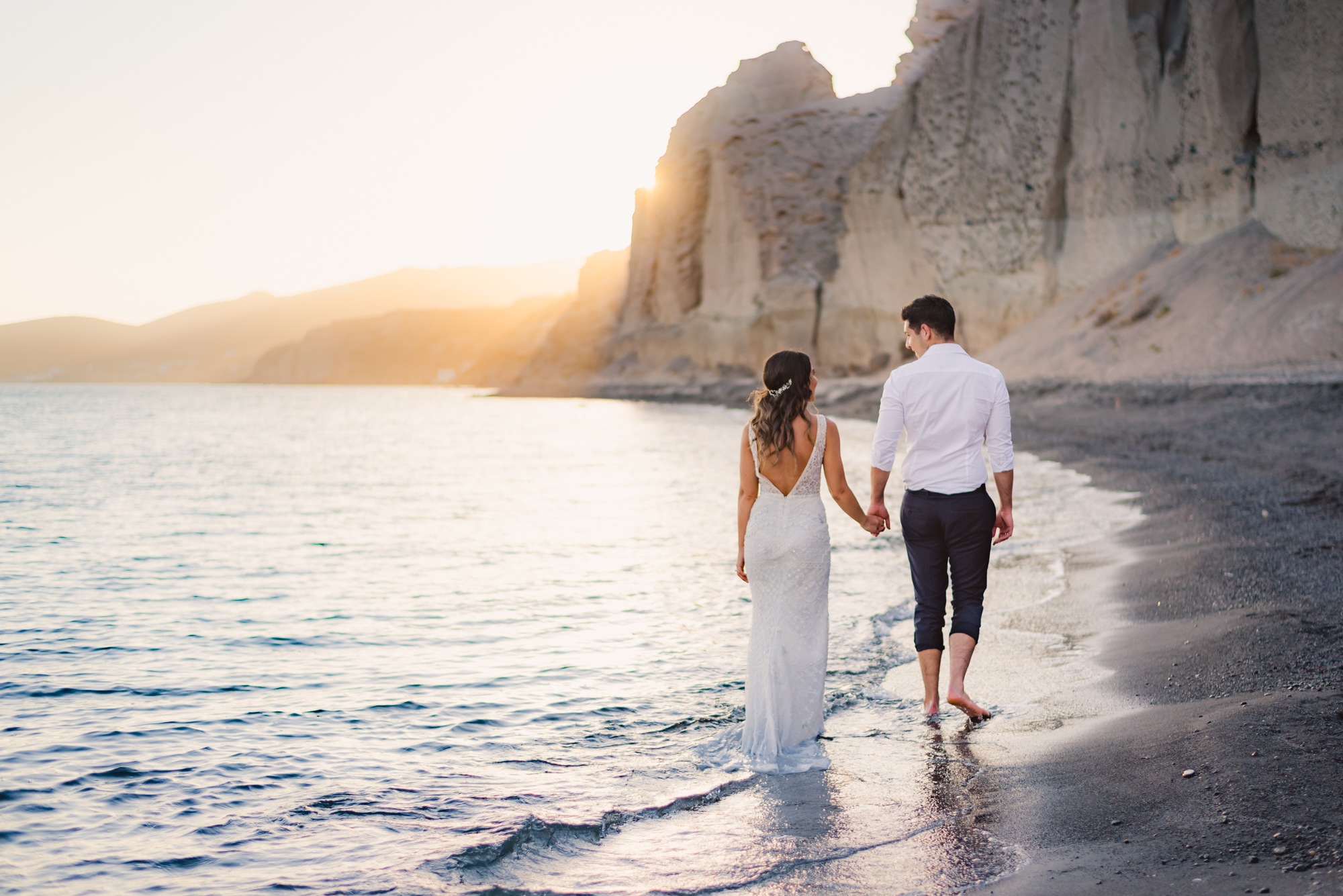 How a Santorini Photo Shoot Works | Anna Sulte Photographer – SANTORINI ...